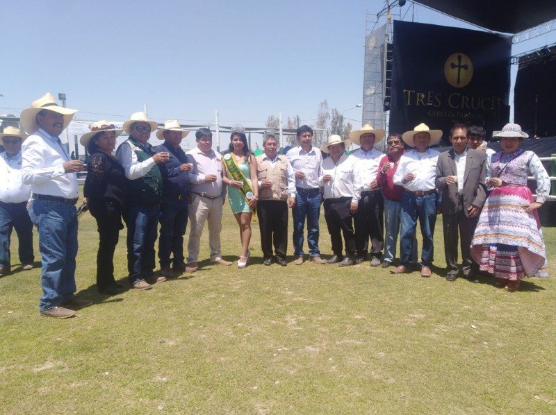 Danzas y belleza se lucen en inauguración de Expo Majes 2018 - Radio Yaraví Arequipa