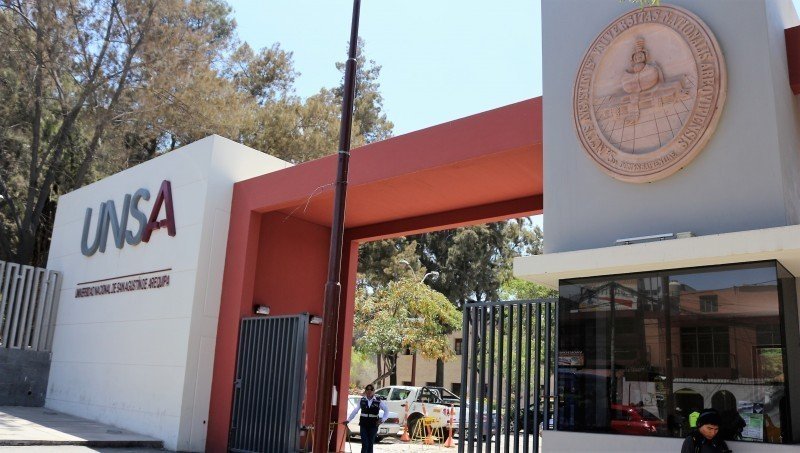 UNSA retira a 120 estudiantes por desaprobar cuatro veces el mismo ...